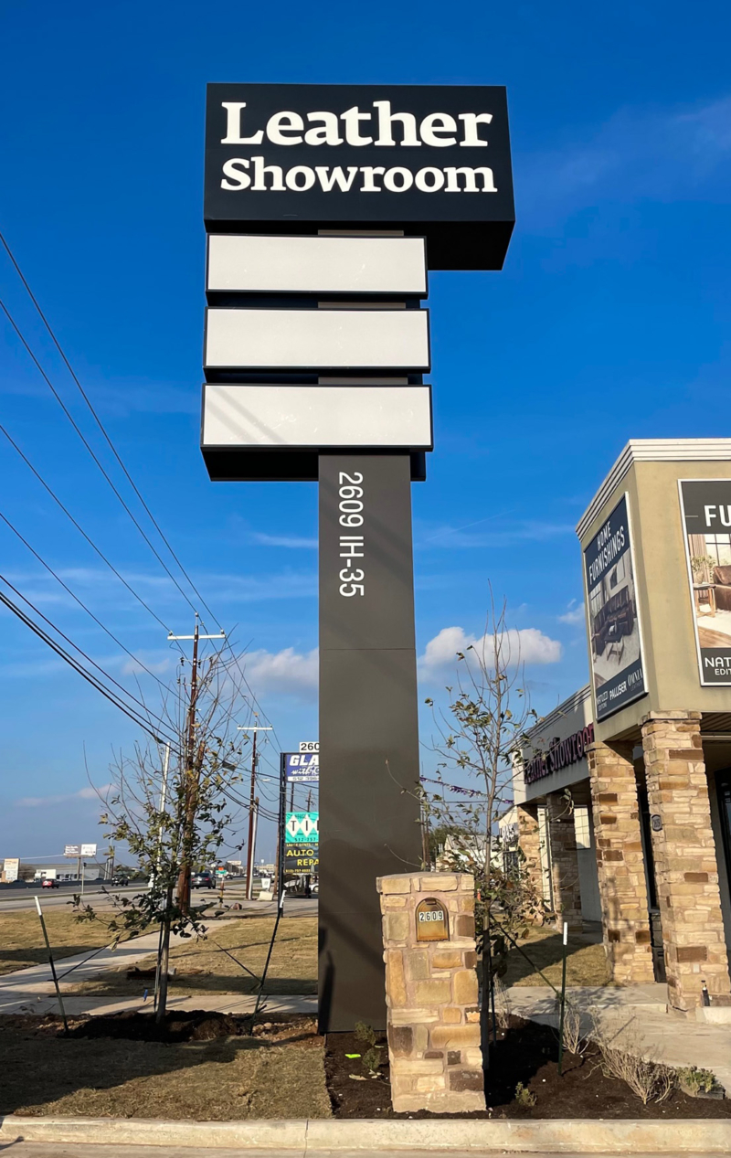 Pylon Gallery - Executive Signs
